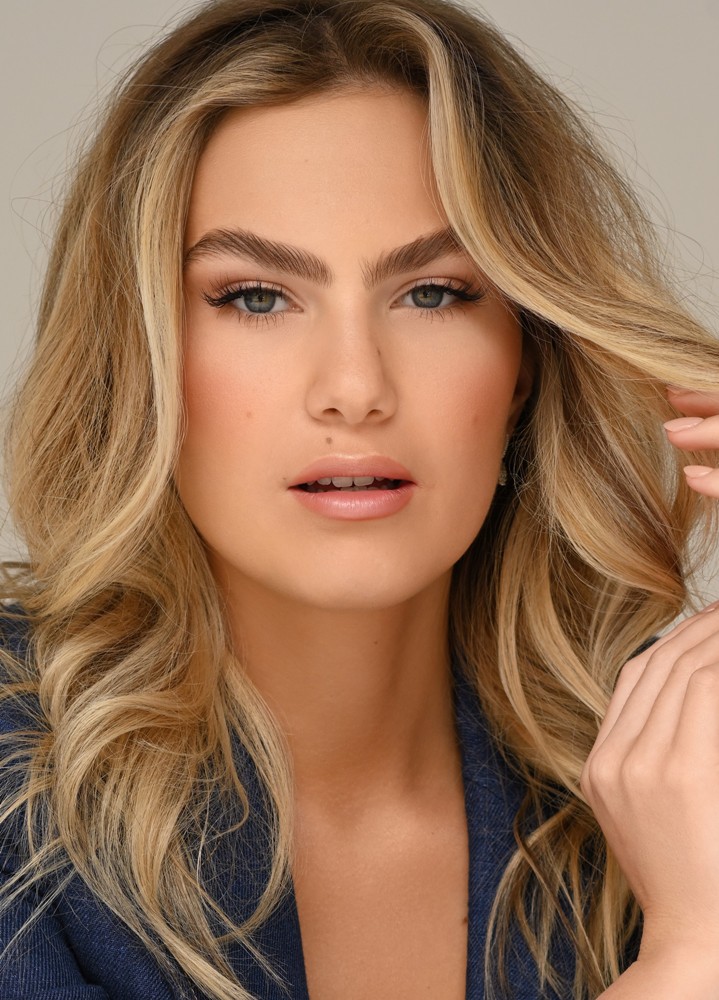Carolina G | Network Model Agency