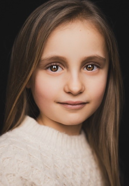 Céline W | Network Model Agency