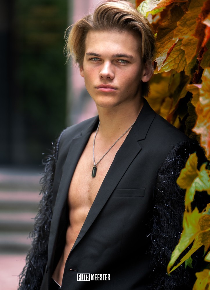 Daan V | Network Model Agency