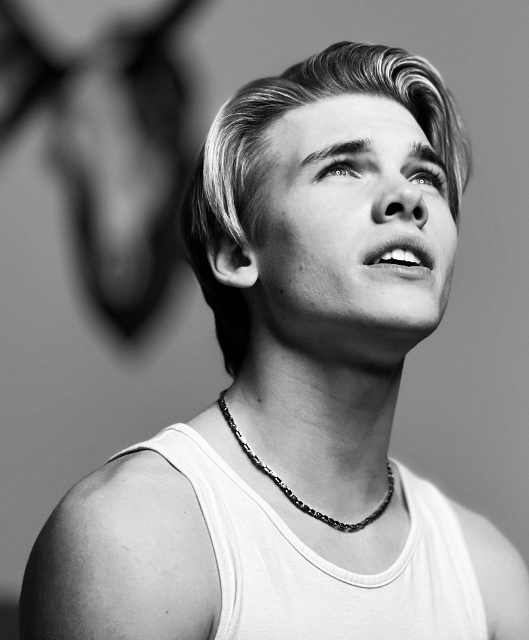 Daan V | Network Model Agency