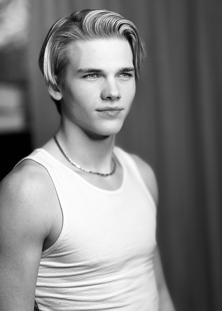 Daan V | Network Model Agency