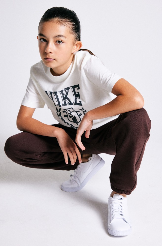 Danii M | Network Model Agency