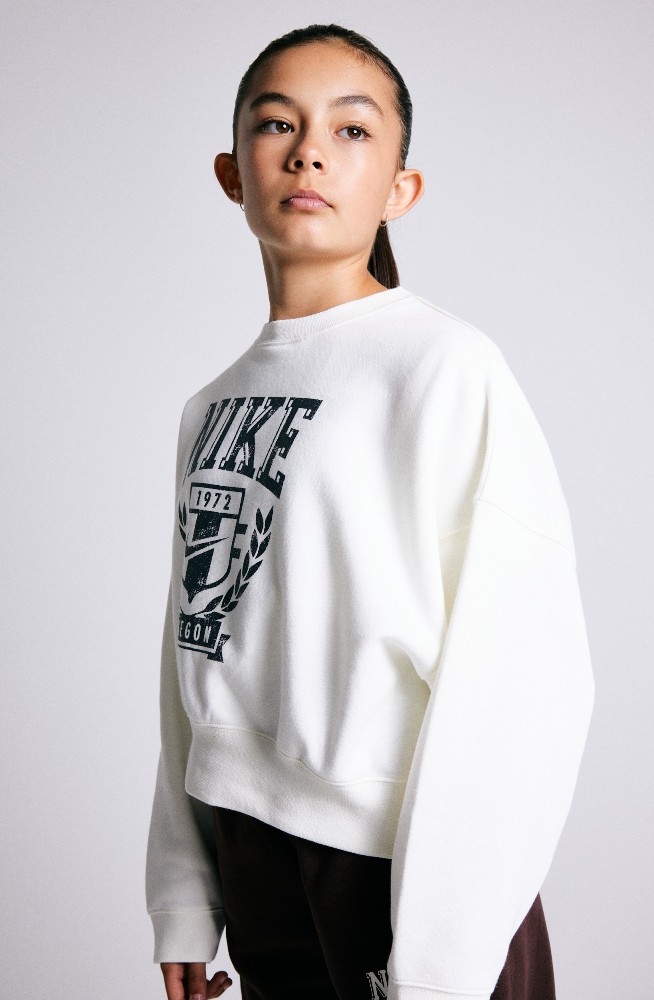 Danii M | Network Model Agency