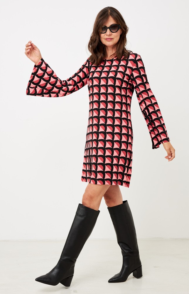 Dunja I | Network Model Agency