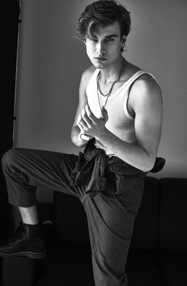 Edouard B | Network Model Agency