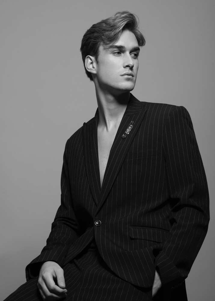 Edouard B | Network Model Agency