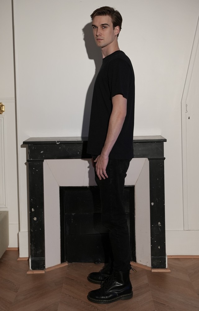 Edouard B | Network Model Agency