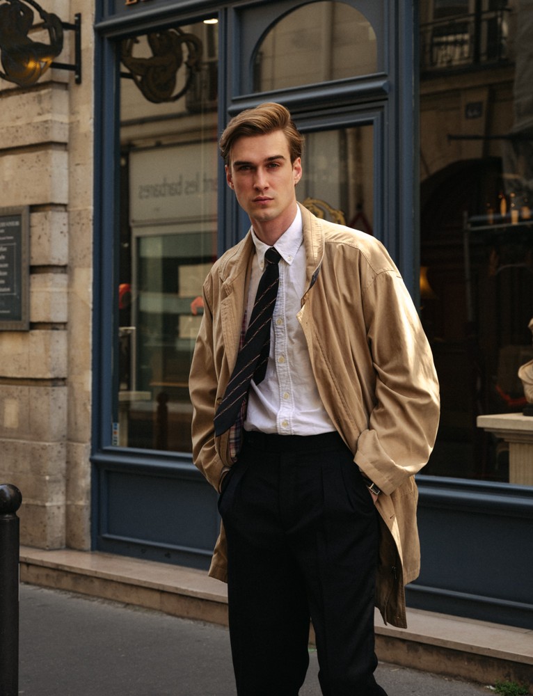 Edouard B | Network Model Agency