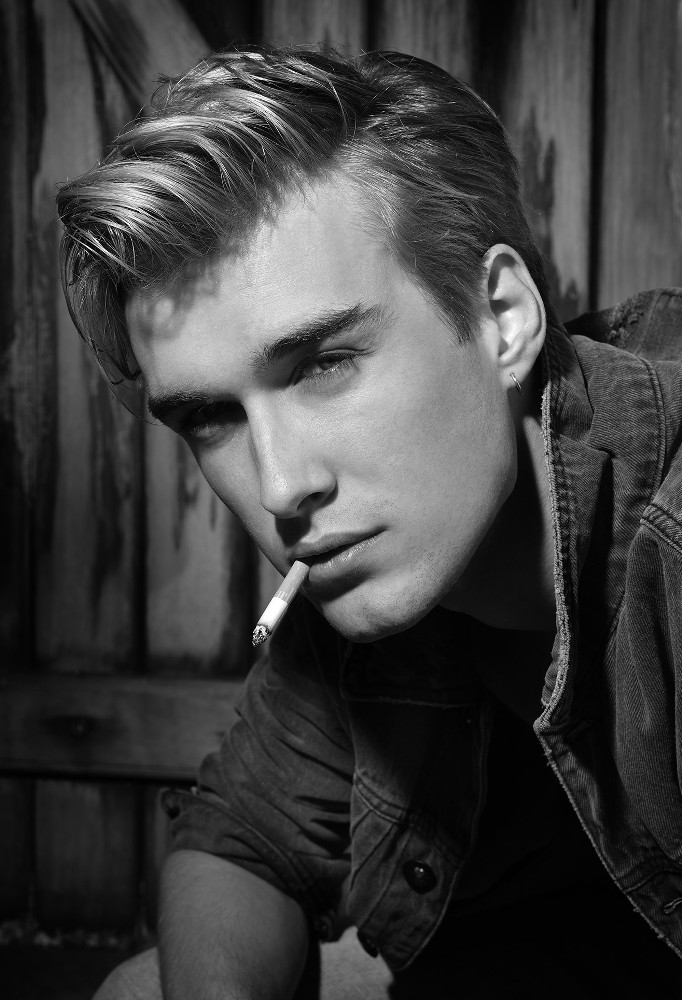 Edouard B | Network Model Agency