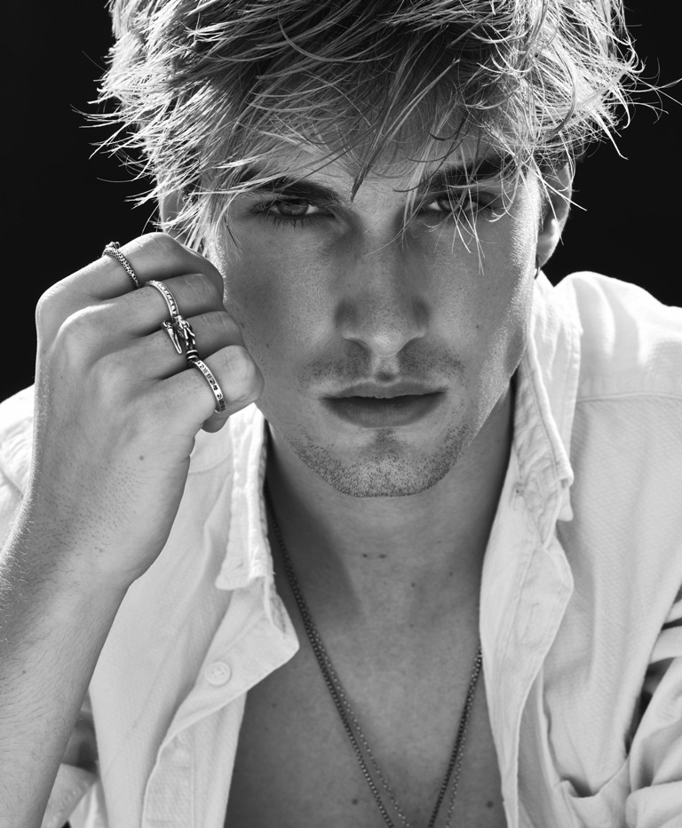 Edouard B | Network Model Agency