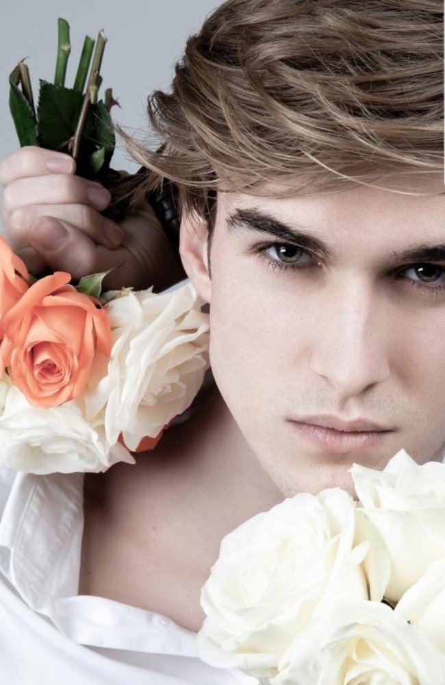 Edouard B | Network Model Agency