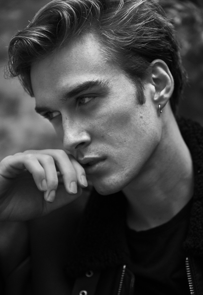 Edouard B | Network Model Agency