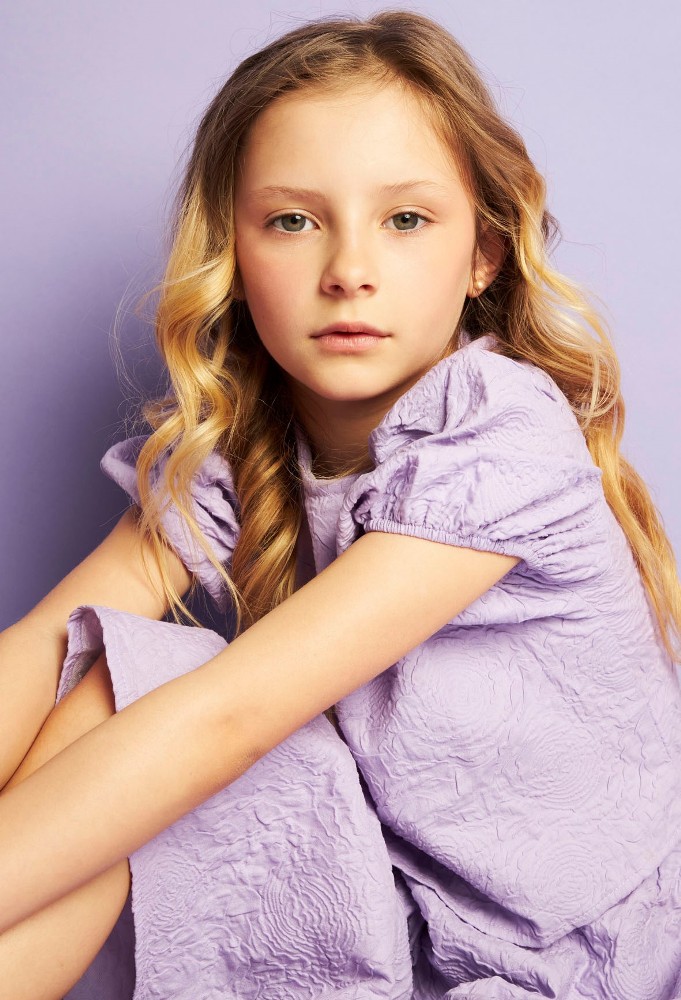 Eléonore M | Network Model Agency