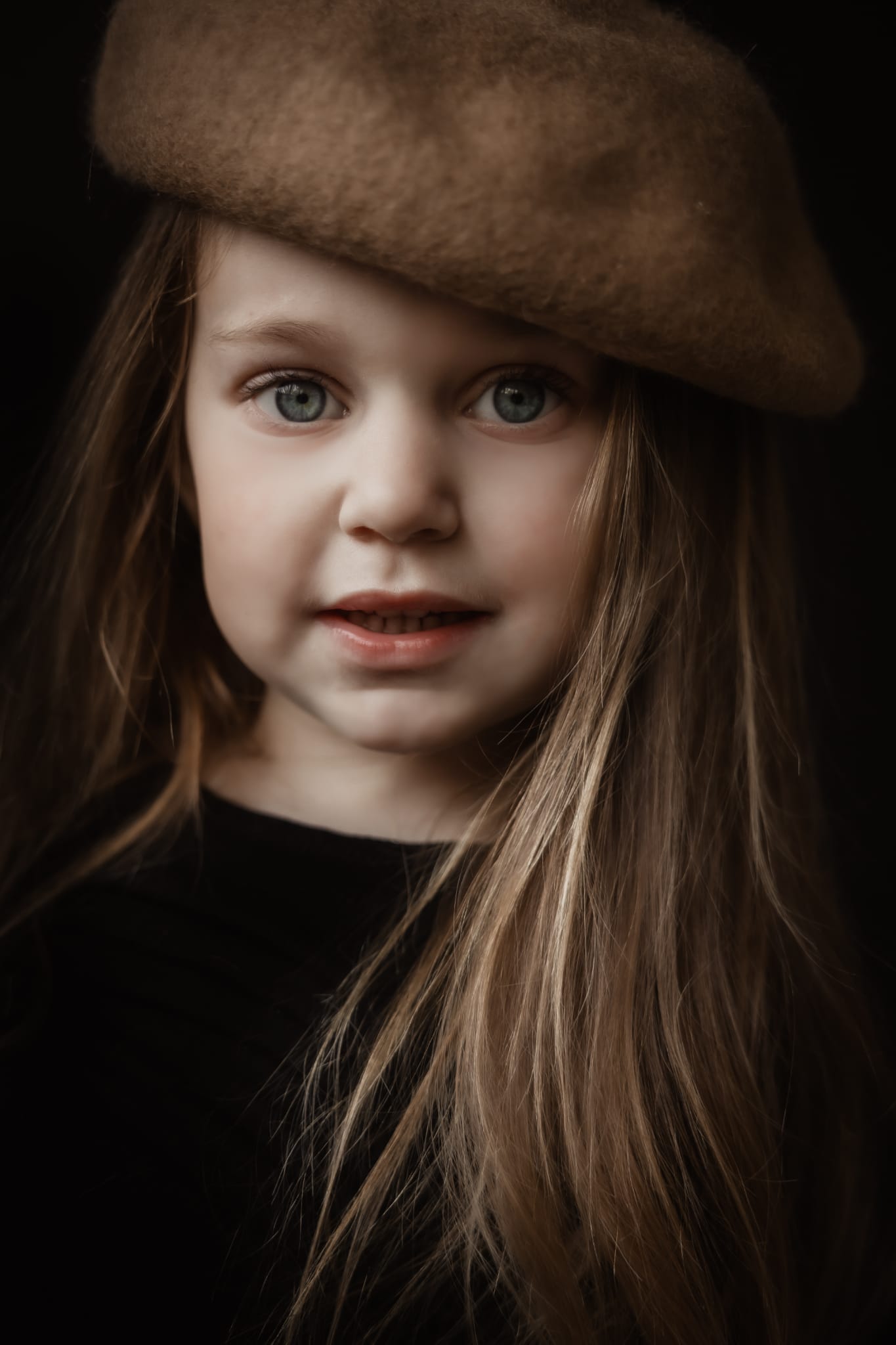 Elin T | Network Model Agency