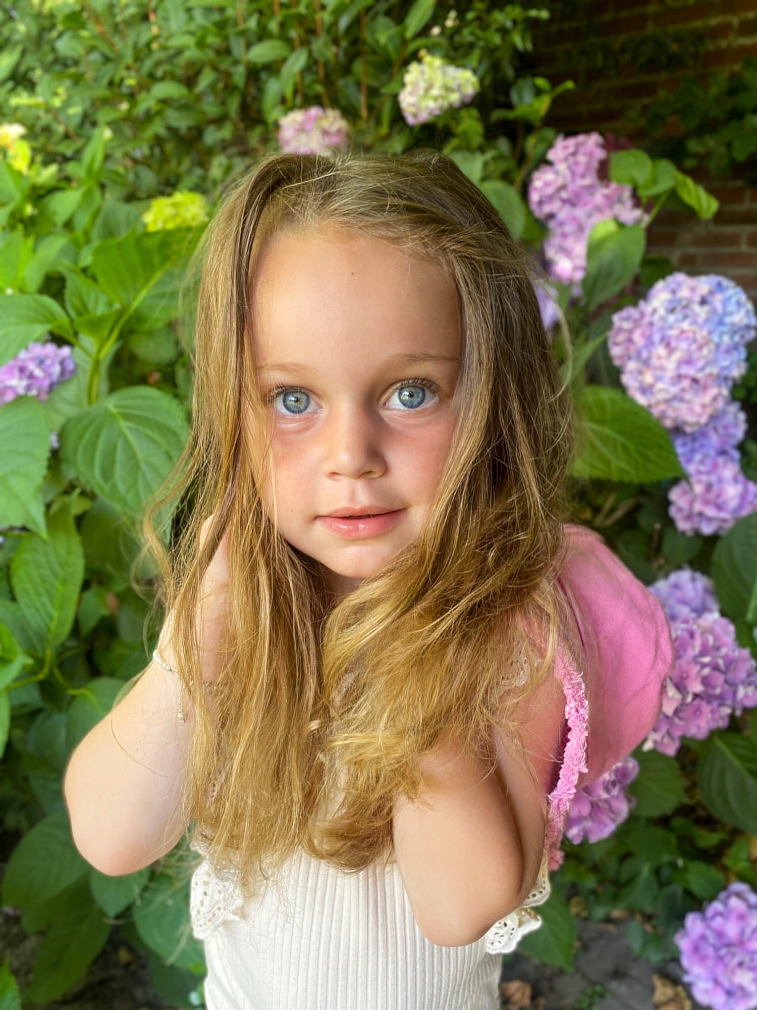 Elin T | Network Model Agency