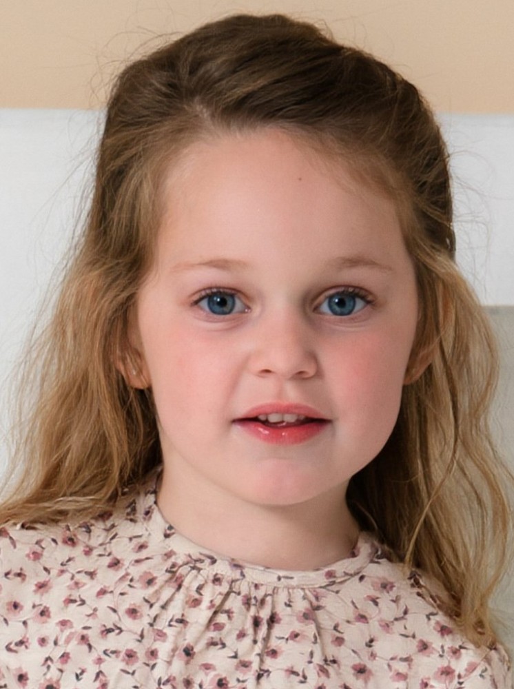 Elin T | Network Model Agency