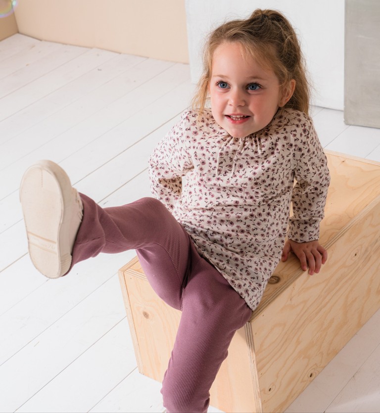 Elin T | Network Model Agency