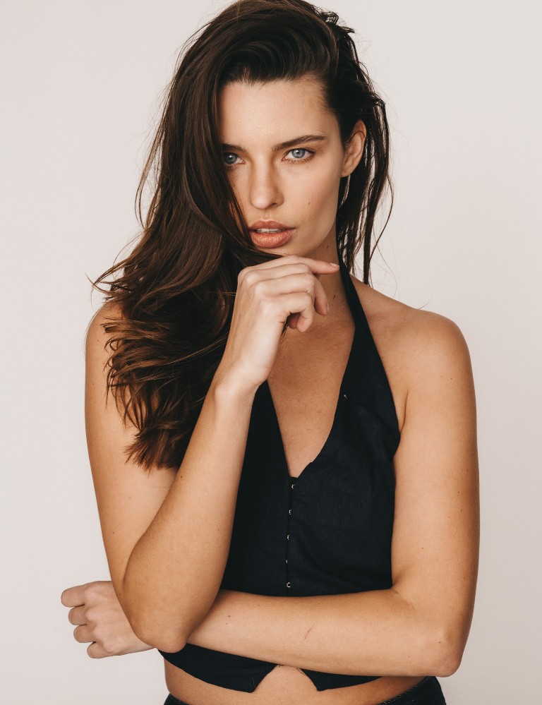 Ella M | Network Model Agency