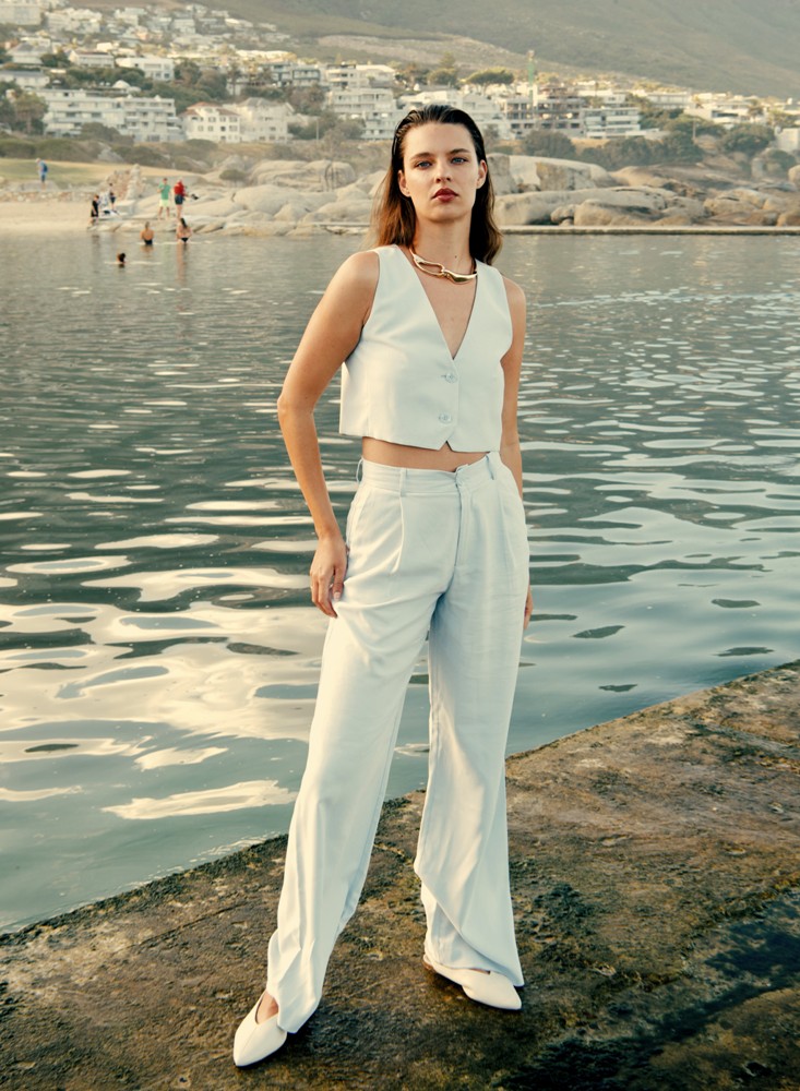 Ella M | Network Model Agency