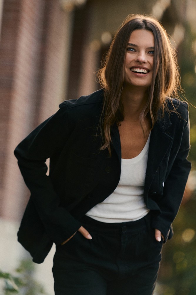 Ella M | Network Model Agency