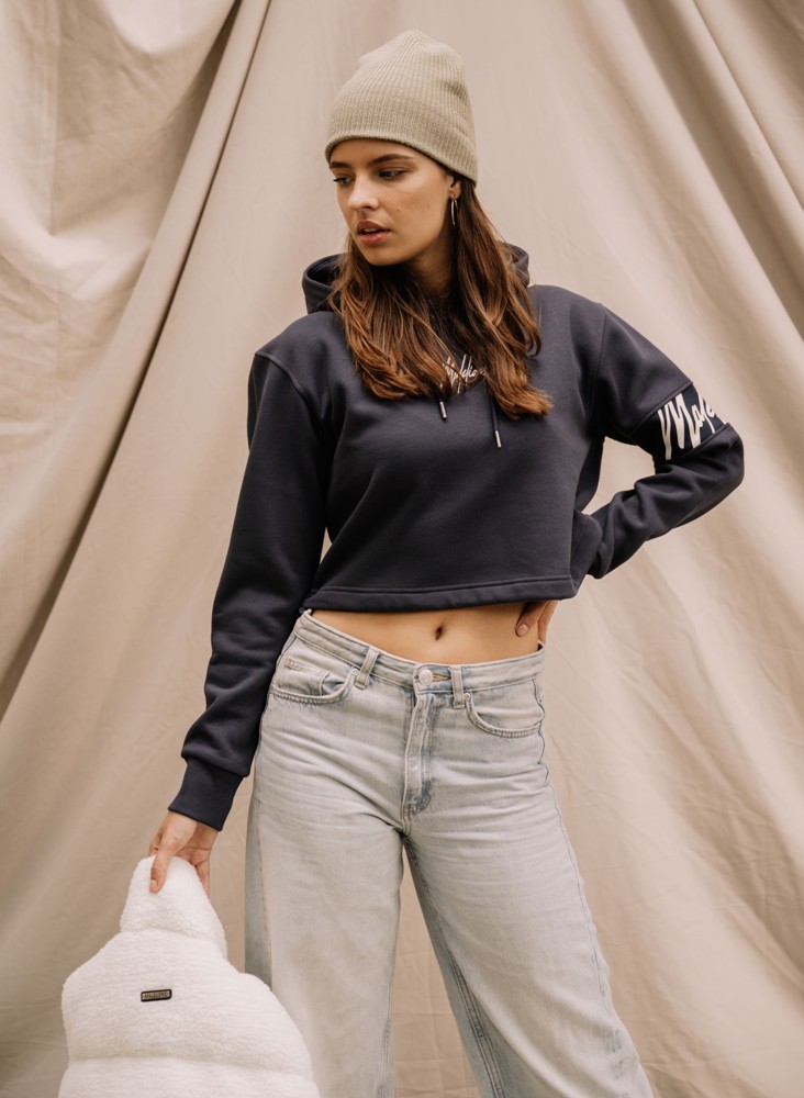 Ella M | Network Model Agency