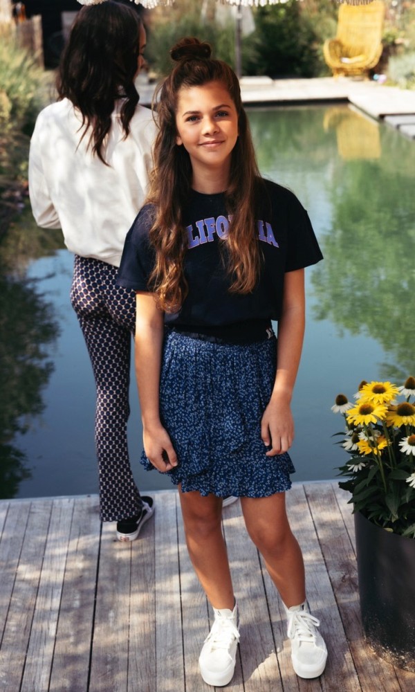 Ella D | Network Model Agency