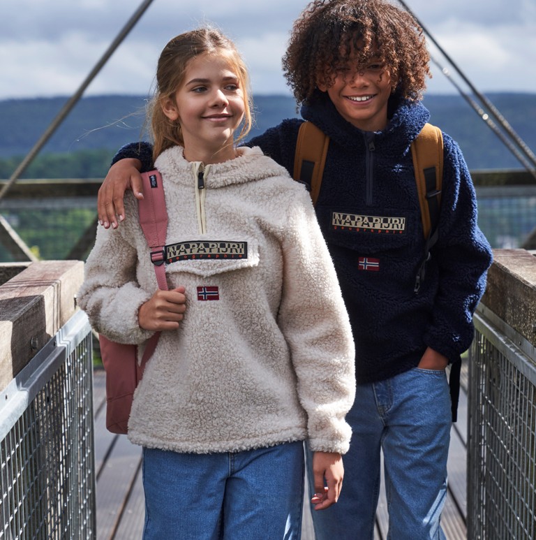 Ella D | Network Model Agency