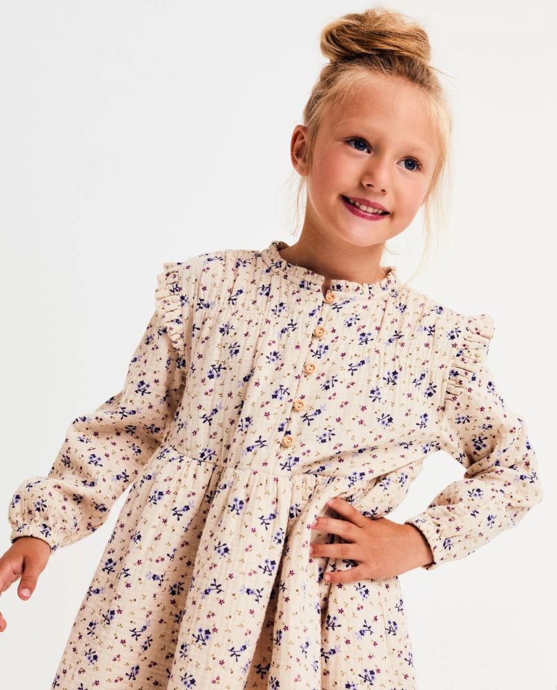 Ellie VH | Network Model Agency