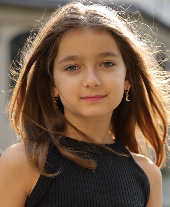 Emma G | Network Model Agency