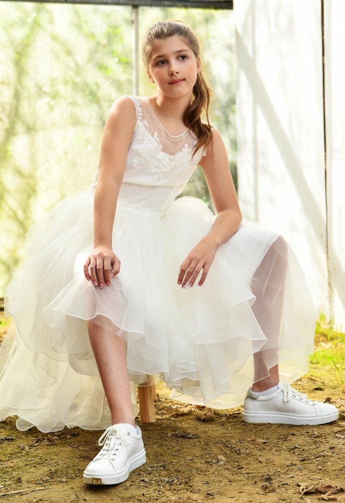 Emma P | Network Model Agency