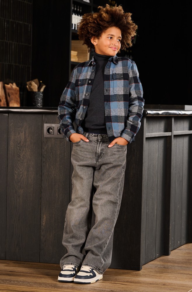 Emmanuel B | Network Model Agency