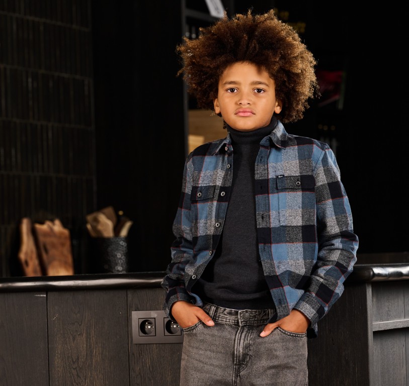 Emmanuel B | Network Model Agency