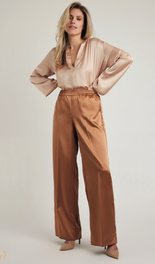 Esmay J | Network Model Agency