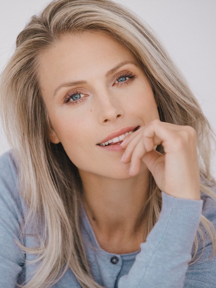 Esmay J | Network Model Agency