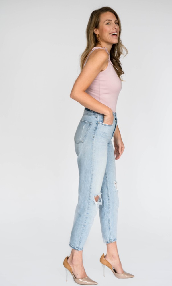 Esmay J | Network Model Agency