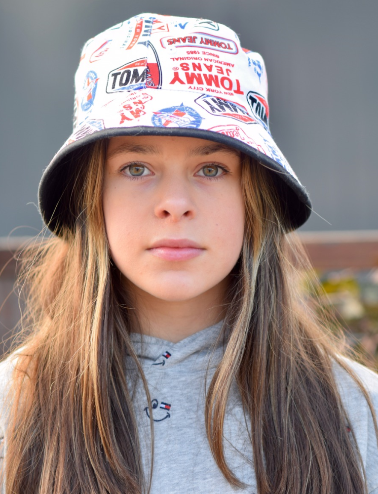 Eva B | Network Model Agency