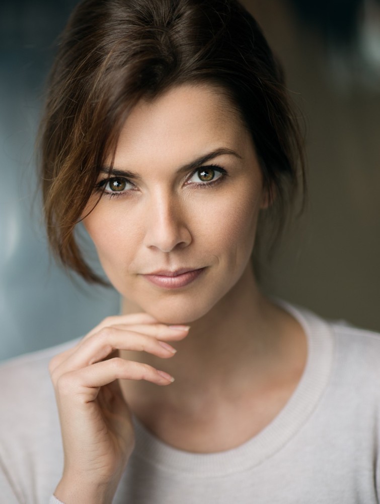 Eva V | Network Model Agency