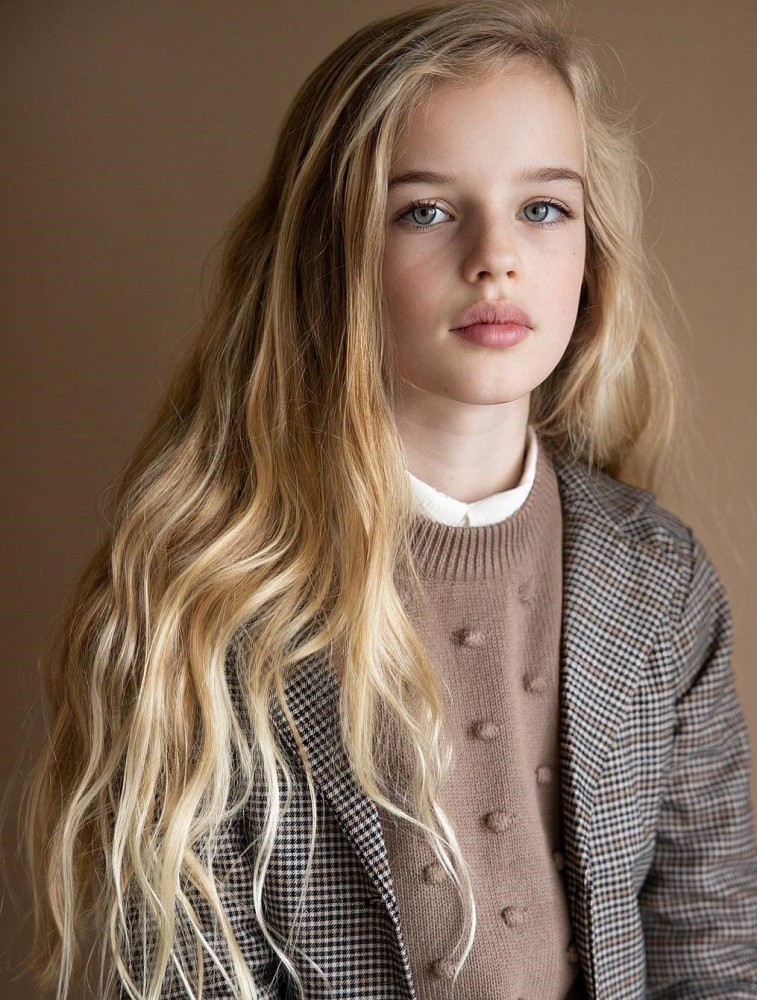 Fay Anne H | Network Model Agency