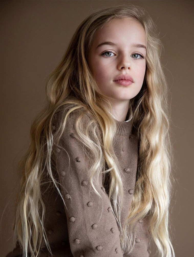 Fay Anne H | Network Model Agency