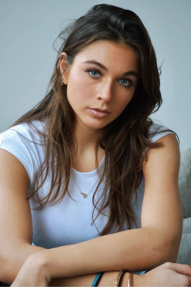 Faye M | Network Model Agency