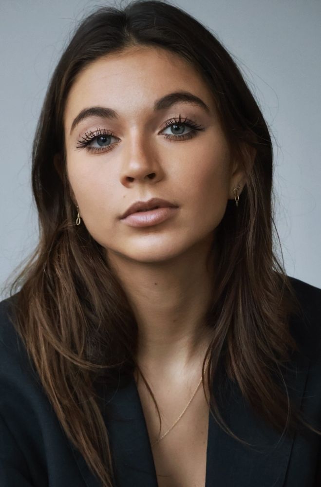 Faye M | Network Model Agency