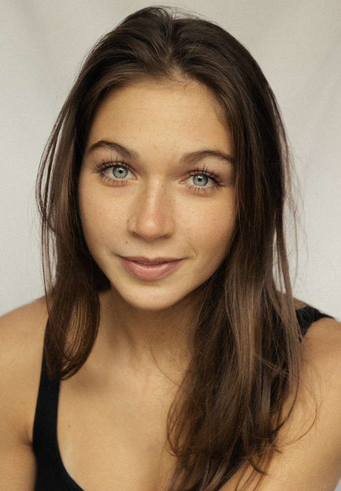 Faye M | Network Model Agency
