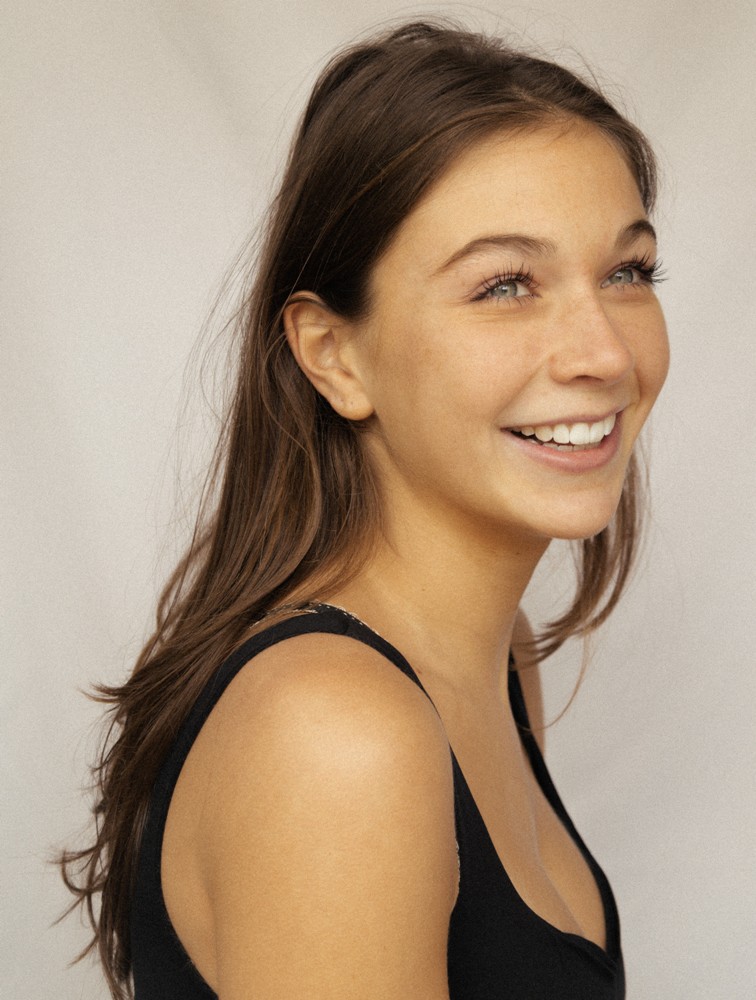 Faye M | Network Model Agency