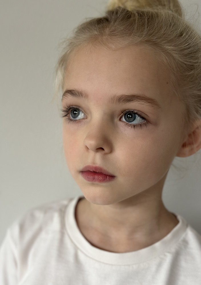 Féline DW | Network Model Agency