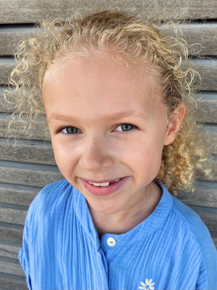 Florence W | Network Model Agency