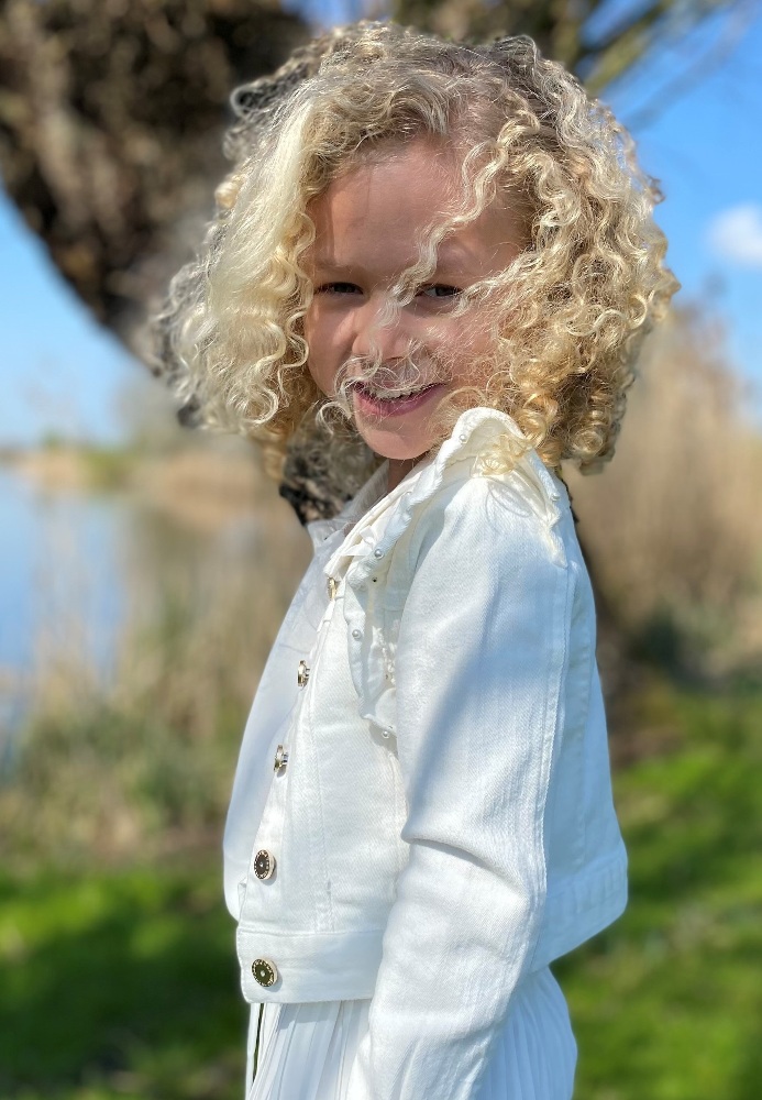Florence W | Network Model Agency