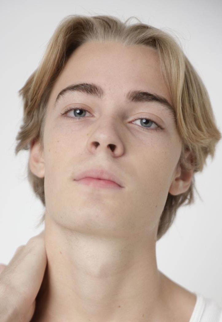 Gillian G | Network Model Agency