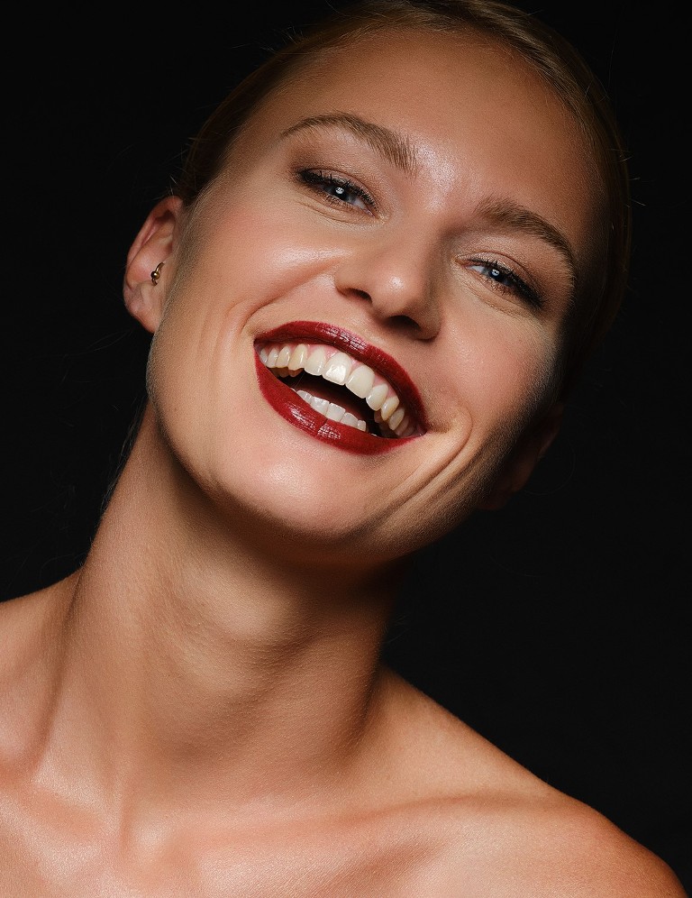 Hanna VH | Network Model Agency