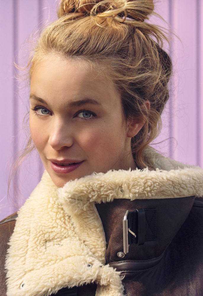 Hedwig VS | Network Model Agency