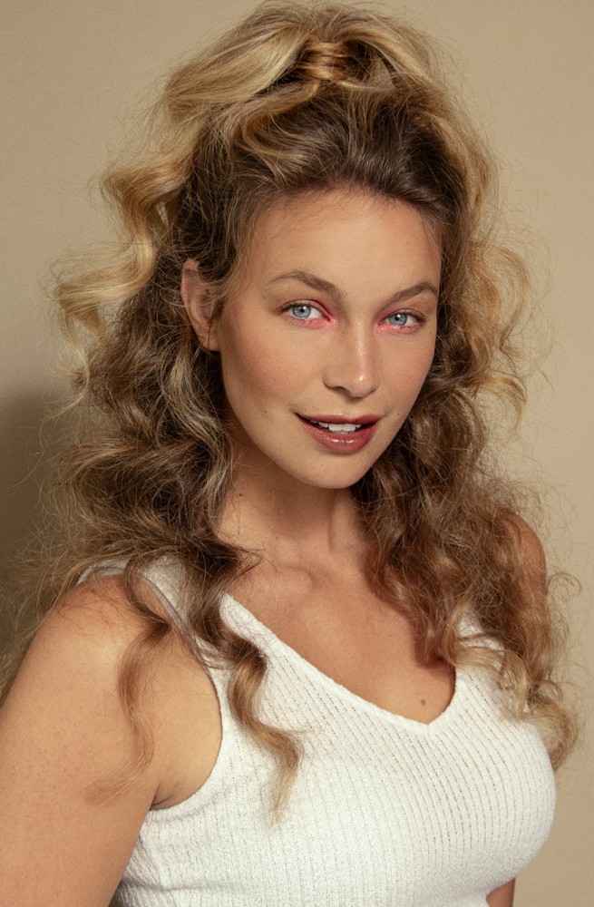 Hedwig VS | Network Model Agency